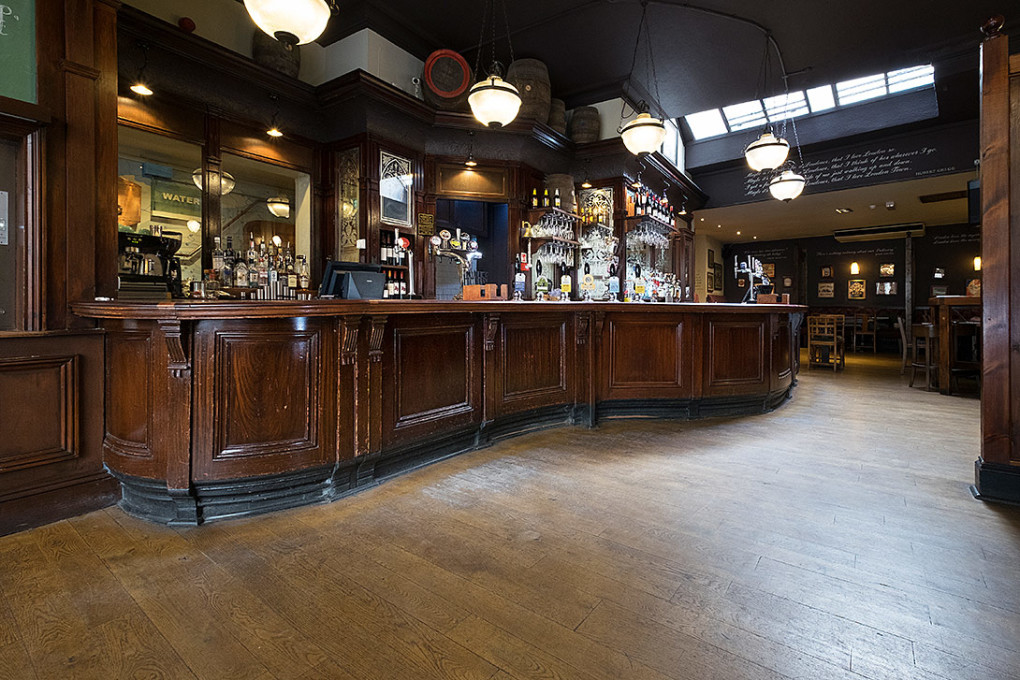 THE BUCKINGHAM ARMS - Tom Gold Photography