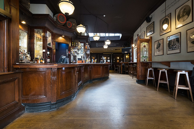 THE BUCKINGHAM ARMS - Tom Gold Photography