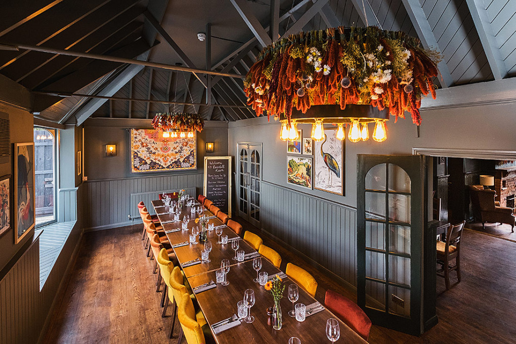 PUB SHOOTS - Tom Gold Photography