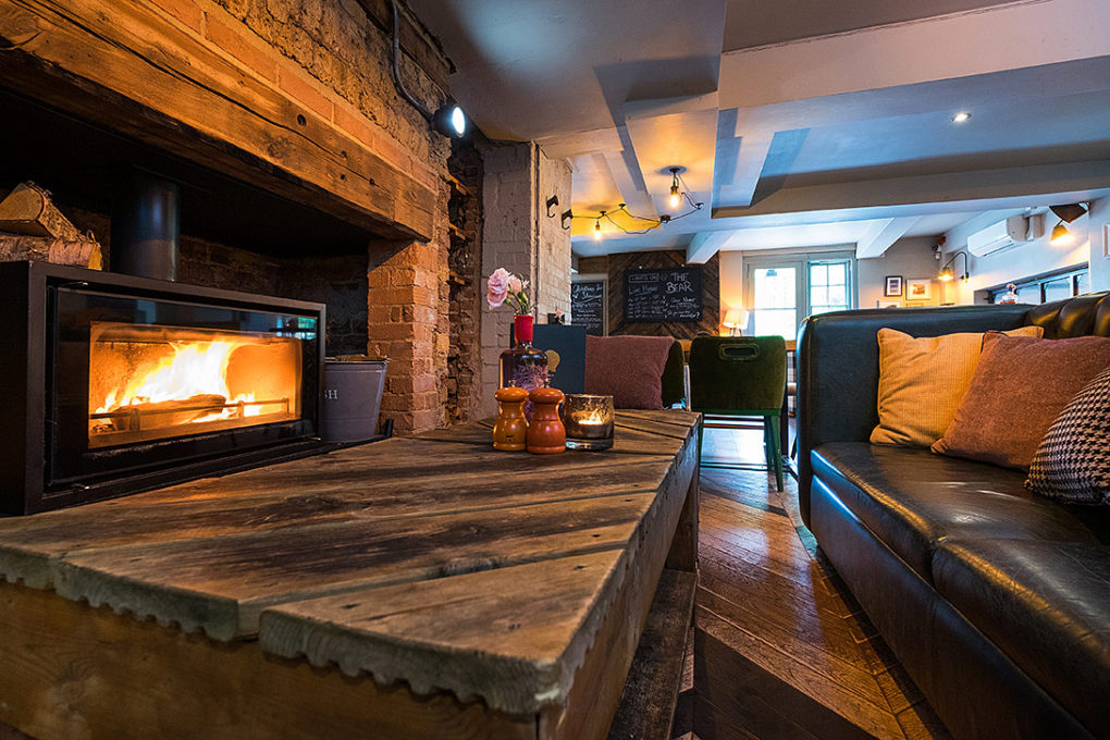 THE BEAR – ESHER - Tom Gold Photography