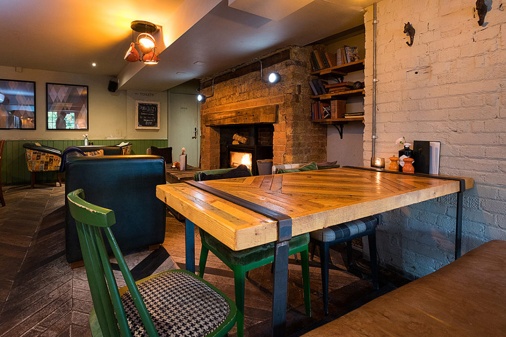 THE BEAR – ESHER - Tom Gold Photography