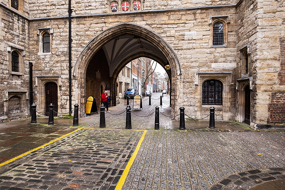 KNIGHTS COURT | Tom Gold Photography